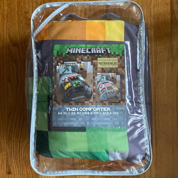 Minecraft | Bedding | Minecraft Reversible Twin Comforter Sheet And ...